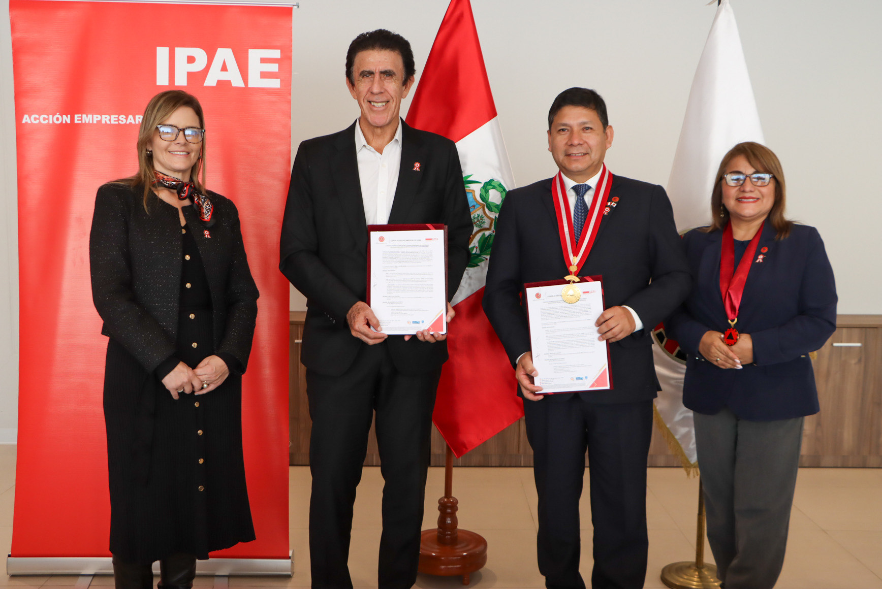 IPAE Acción Empresarial y el Colegio de Ingenieros del Perú firmaron ...